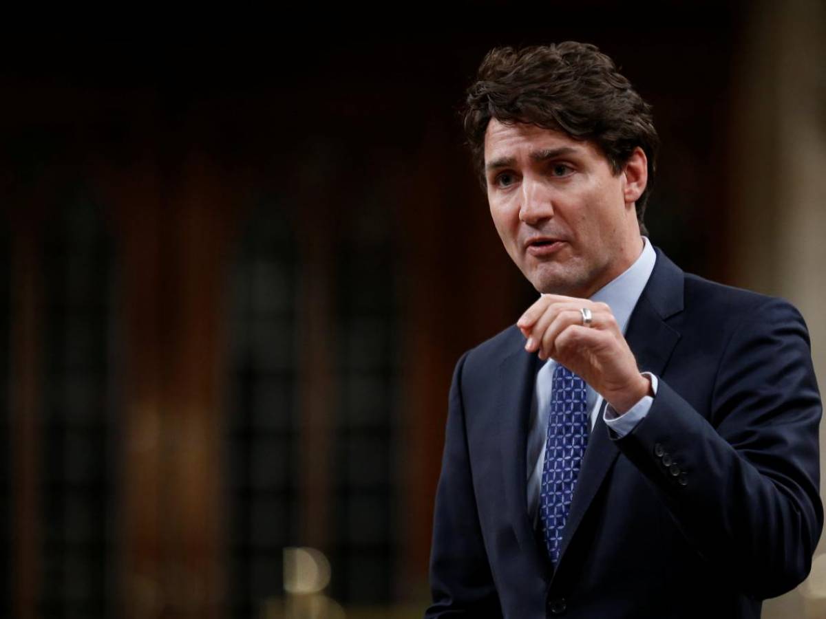 Scuse di Trudeau alla donna che lo accusa di averla "palpeggiata" - il ...