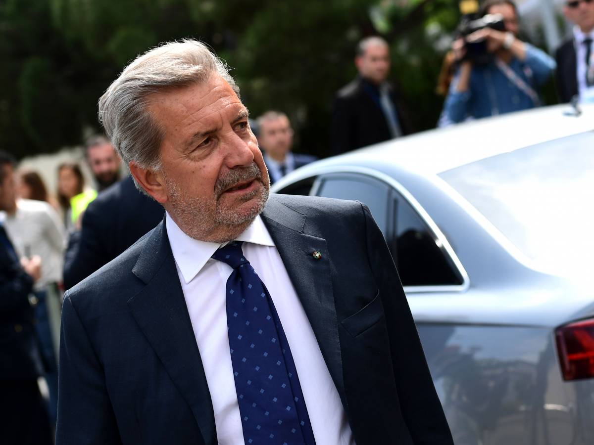 Tim, Elliott chiede altro tempo ai soci - il Giornale