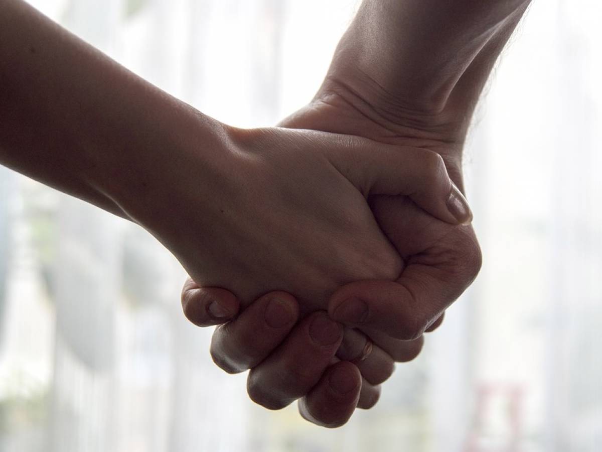 Mani: i migliori rimedi per curarle e proteggerle durante l'inverno ...