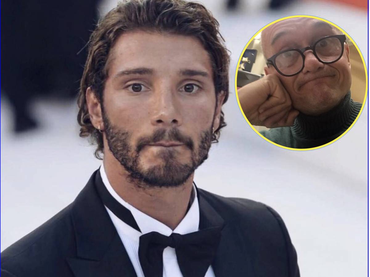 "Auguri e figli maschi". La strana frase di Alfonso Signorini a Stefano ...