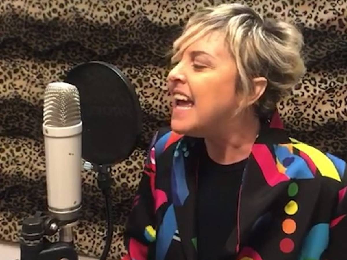 Nadia Toffa debutta come cantante: "Diamante briciola" è la sua prima ...