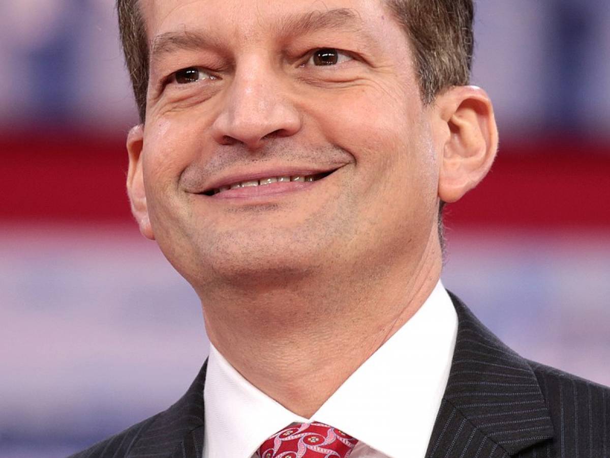 Usa, si è dimesso Alex Acosta, segretario al Lavoro - il Giornale