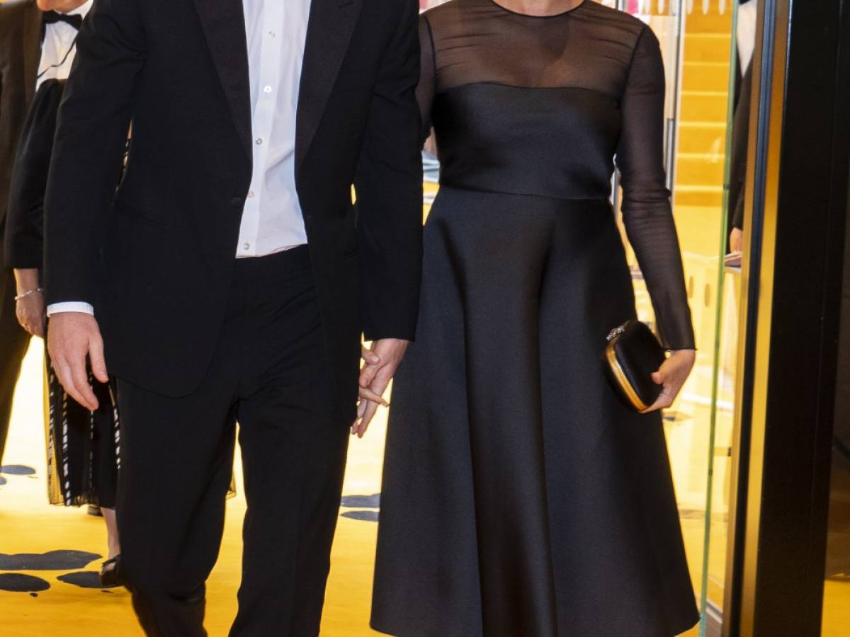 Seconda uscita ufficiale per Meghan alla prima europea de Il Re Leone ...