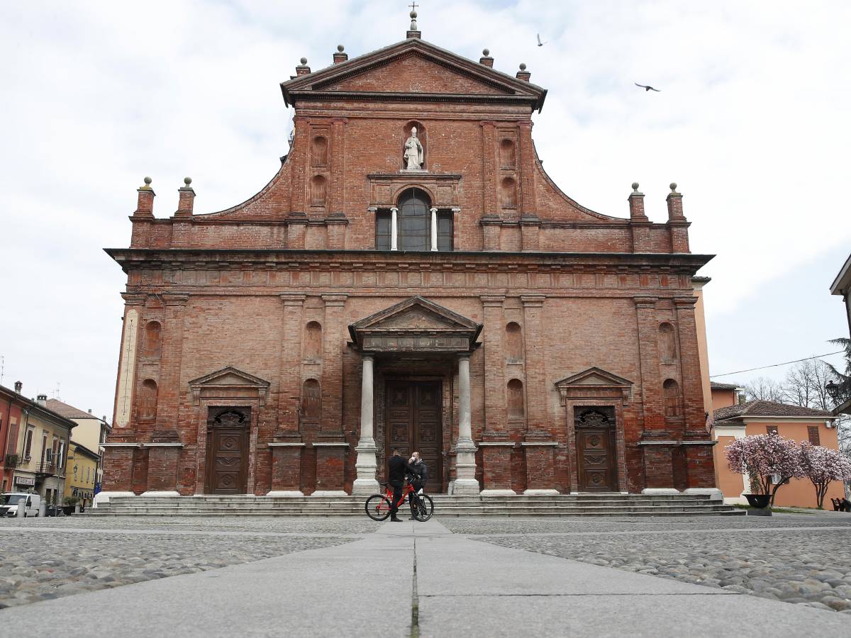 "Codogno due mesi dopo. Quelle bare nella chiesa non le potremo ...