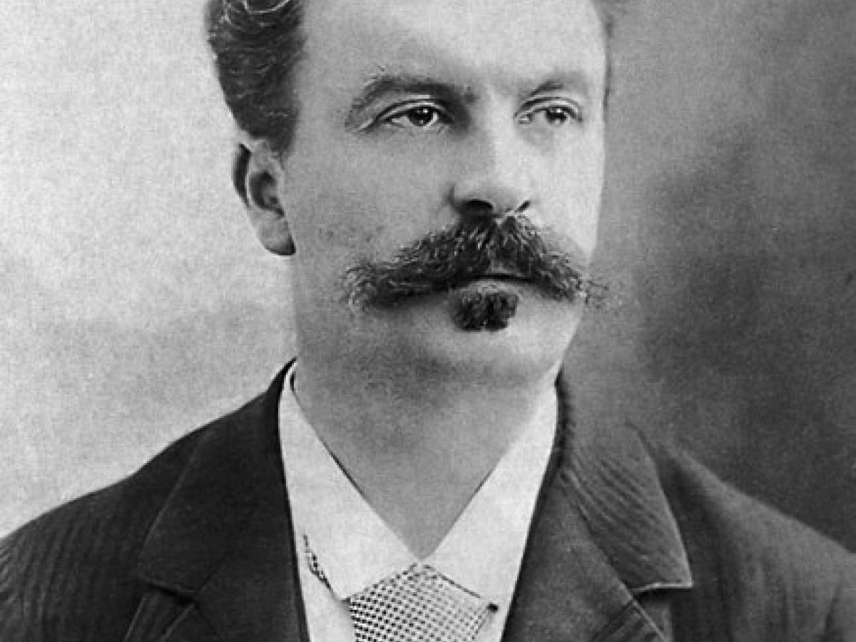 Enrico Ruggeri legge Guy de Maupassant - il Giornale