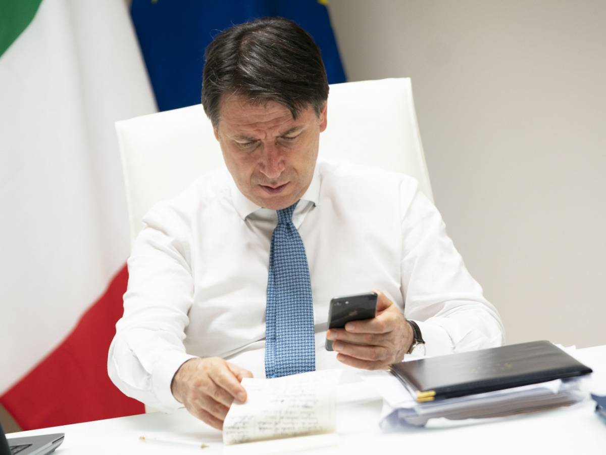 Il risiko delle Regionali che mina la poltrona di Conte - il Giornale