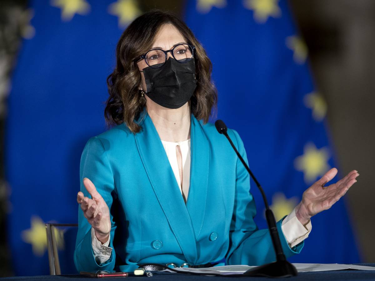 La Gelmini guarda alle riaperture: "Ecco quando si torna alla vita ...