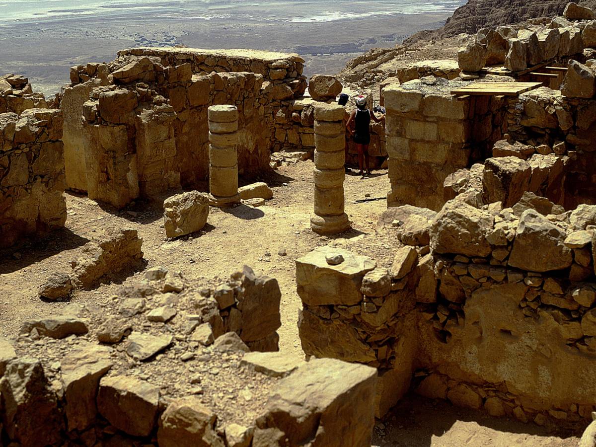 Il suicidio per non sottomettersi: la storia leggendaria di Masada - il ...