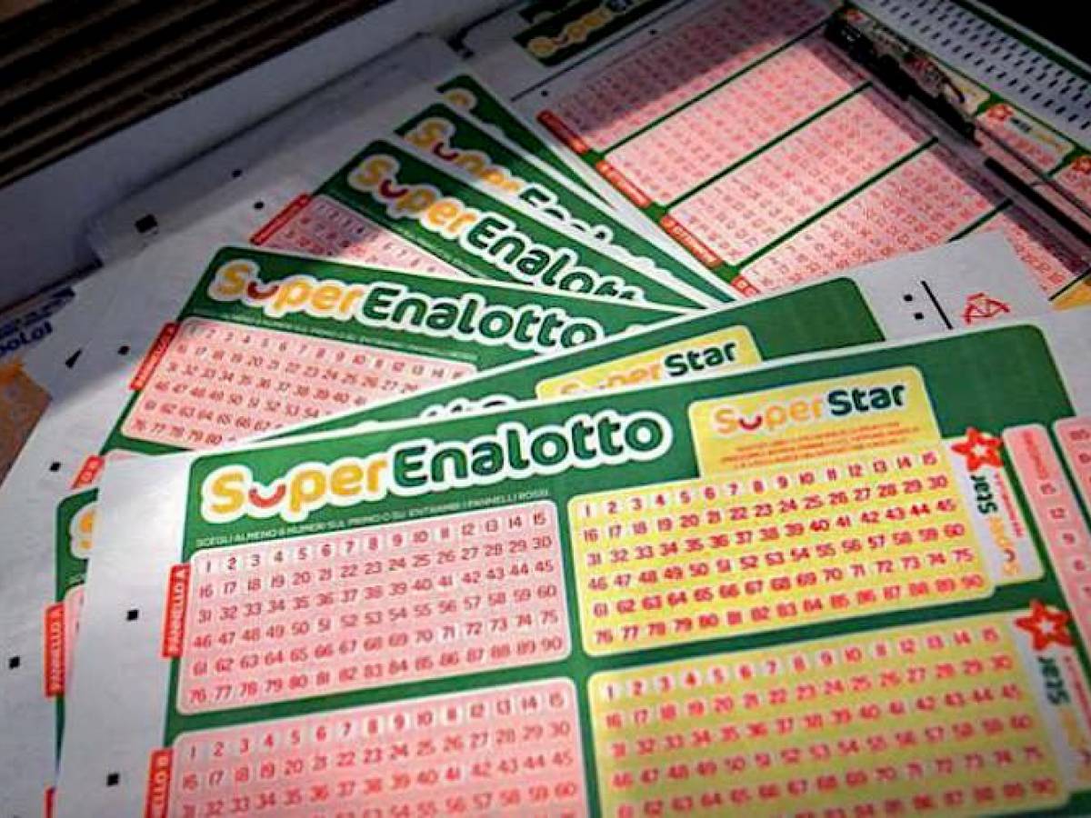 SuperEnalotto, oltre 58mila euro in cerca del vincitore - il Giornale