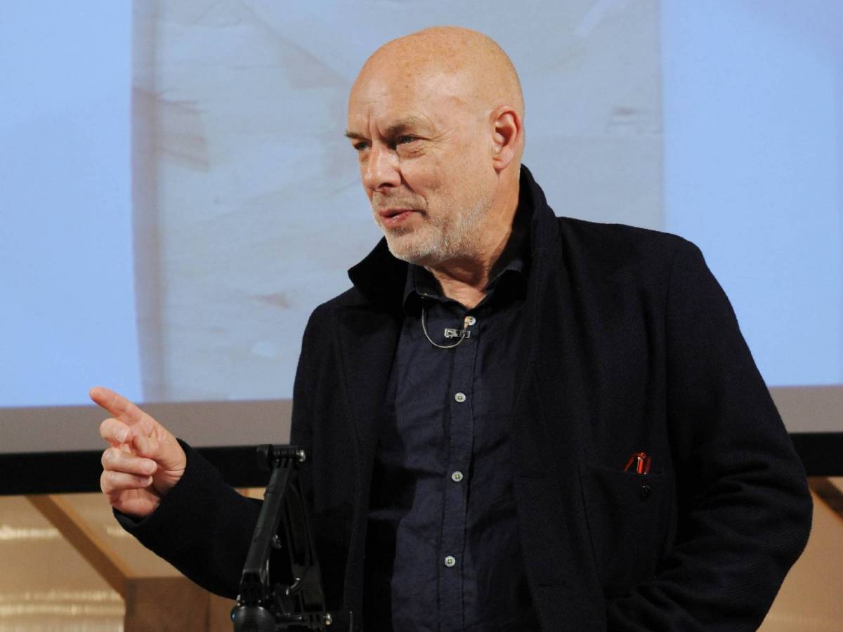Brian Eno, le sette vite di un "non musicista" che ha rivoluzionato la ...