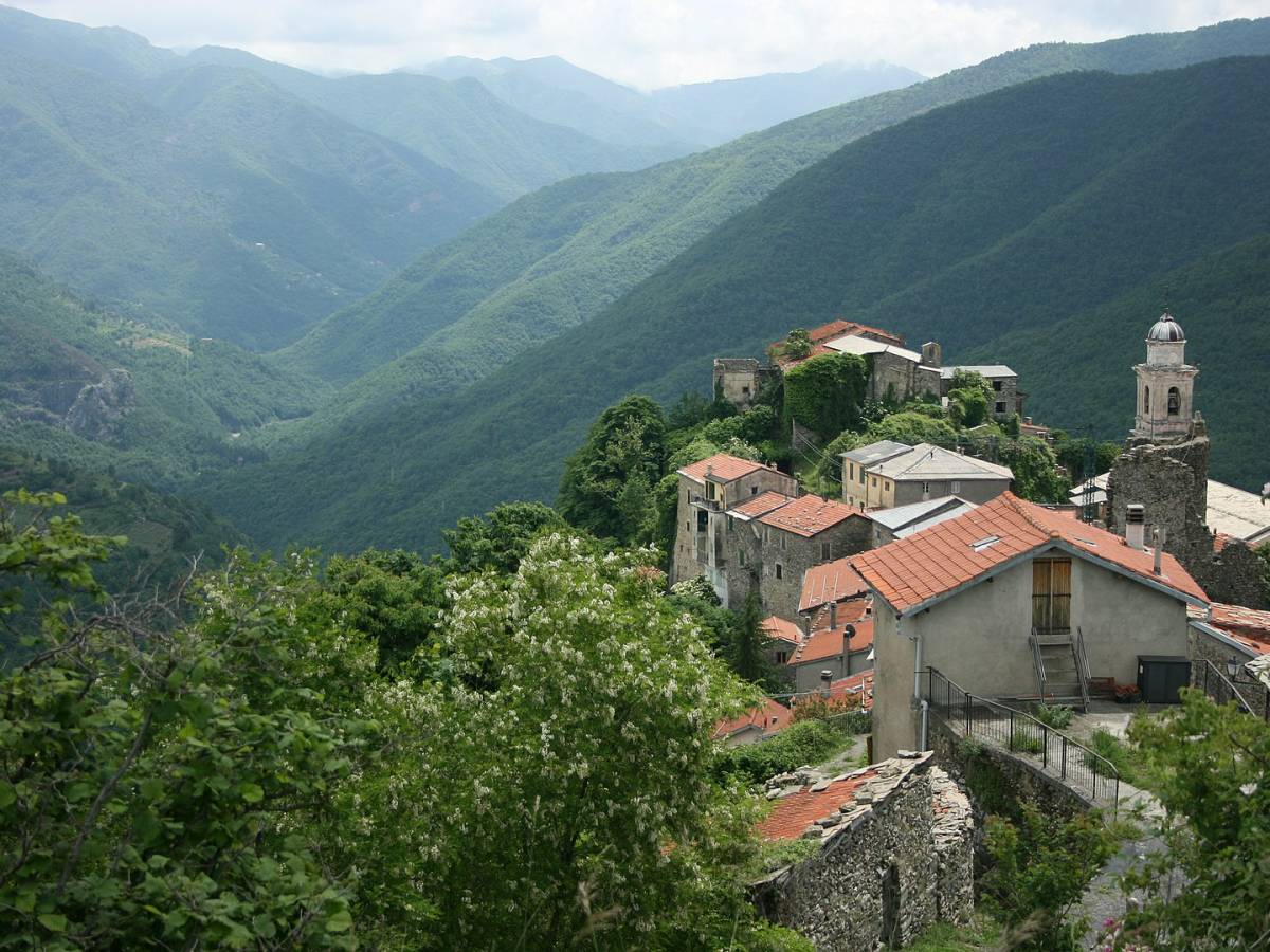 Triora, il borgo delle streghe vicino a Imperia - il Giornale