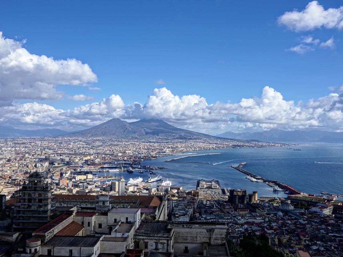 Napoli e le leggende della Bella ‘Mbriana e del Munaciello - il Giornale