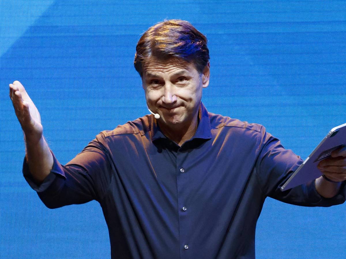 Tutte le piroette di Conte sulle alleanze: cosa non fa per un pugno di ...