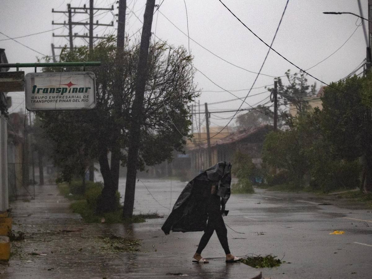 Uragano Ian, la Florida trema. "Avrà un impatto devastante". Già ...