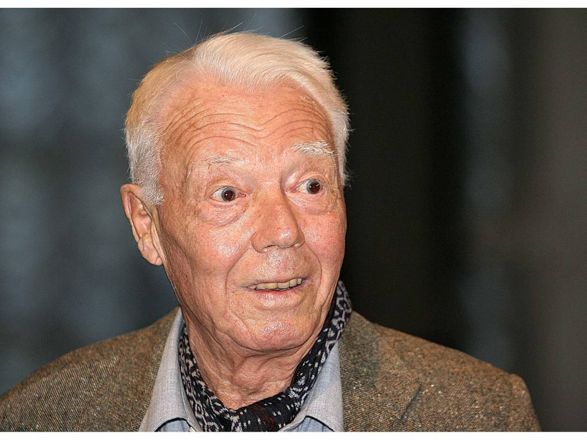 Erba, poeta "facile" e ribelle con il cuore fra le nuvole - il Giornale