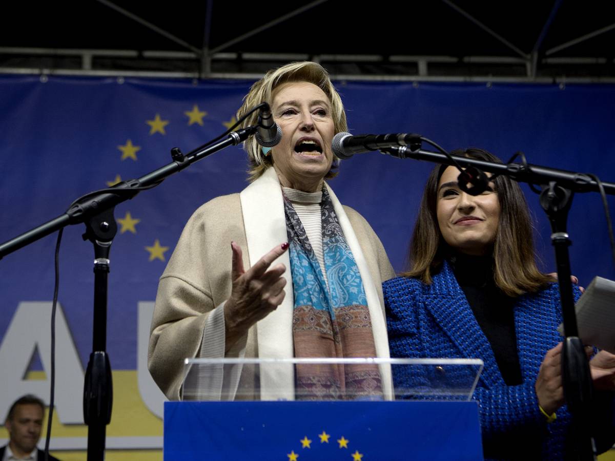 La Moratti s'improvvisa pasticciera sui social e in lista "impasta ...