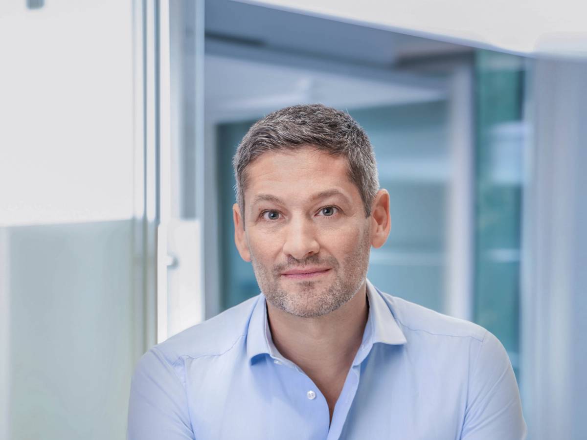 "Così entro dieci anni potremo dire addio alle sigarette" - il Giornale