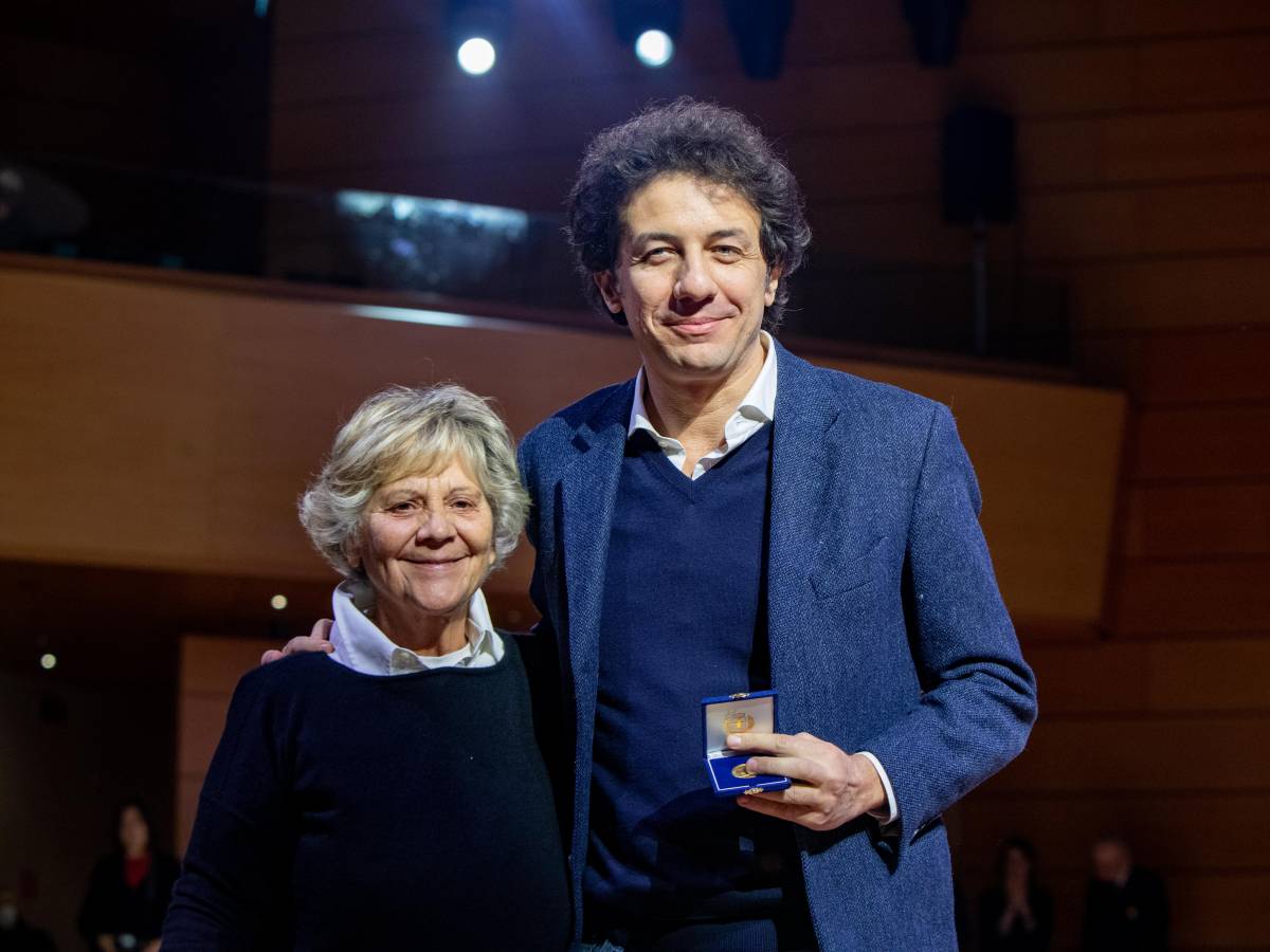 Ambrogini, festa e polemiche. Cappato lo dedica a dj Fabo - il Giornale