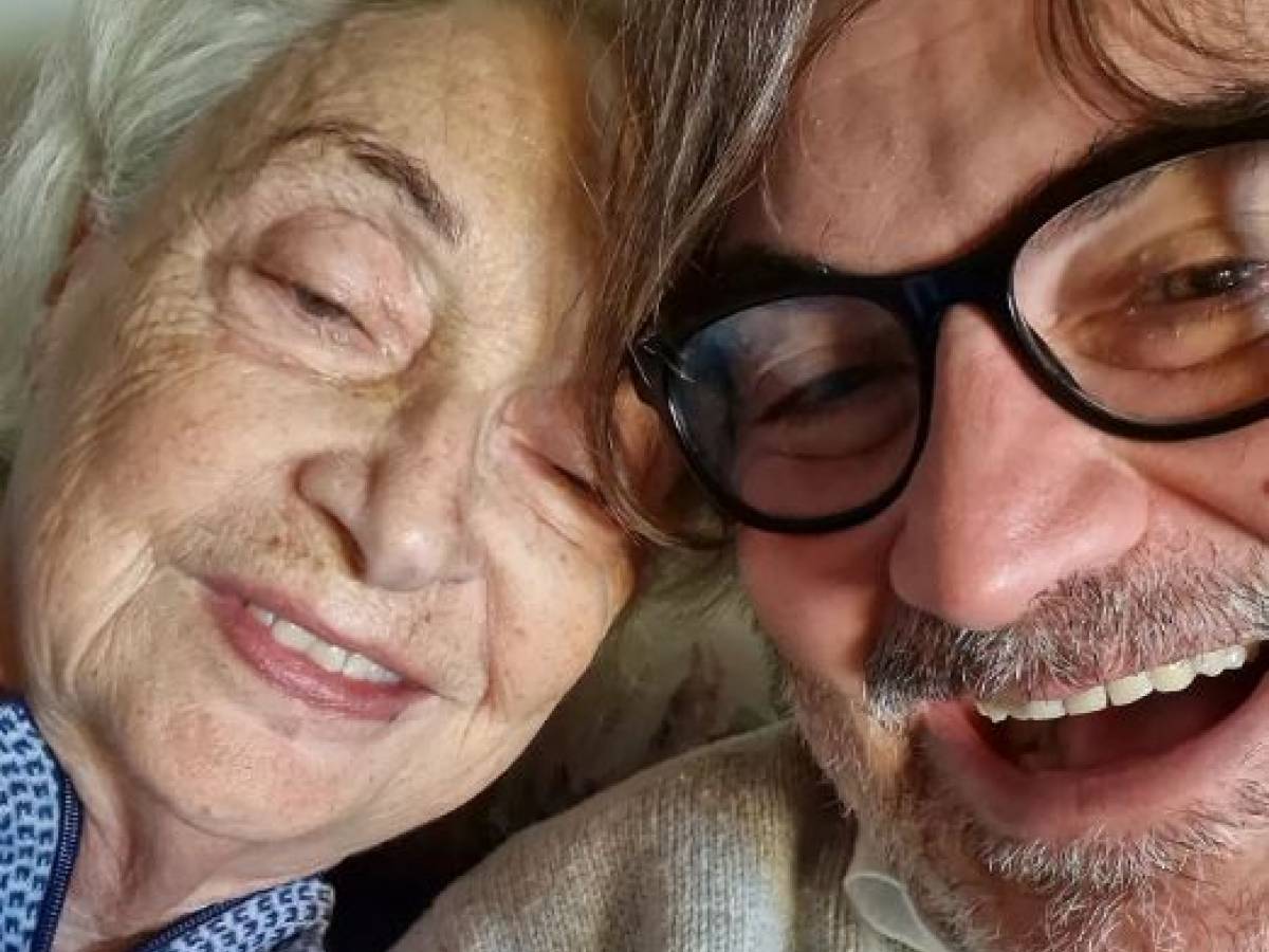 “So che ci sarai sempre”. Lo struggente post di Pardo per la scomparsa ...