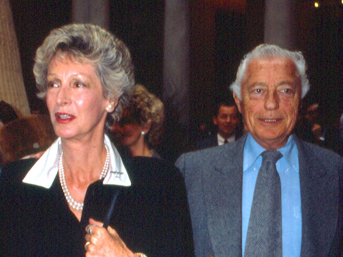 La triste parabola della dinastia Agnelli. Dai fasti del Novecento alle ...