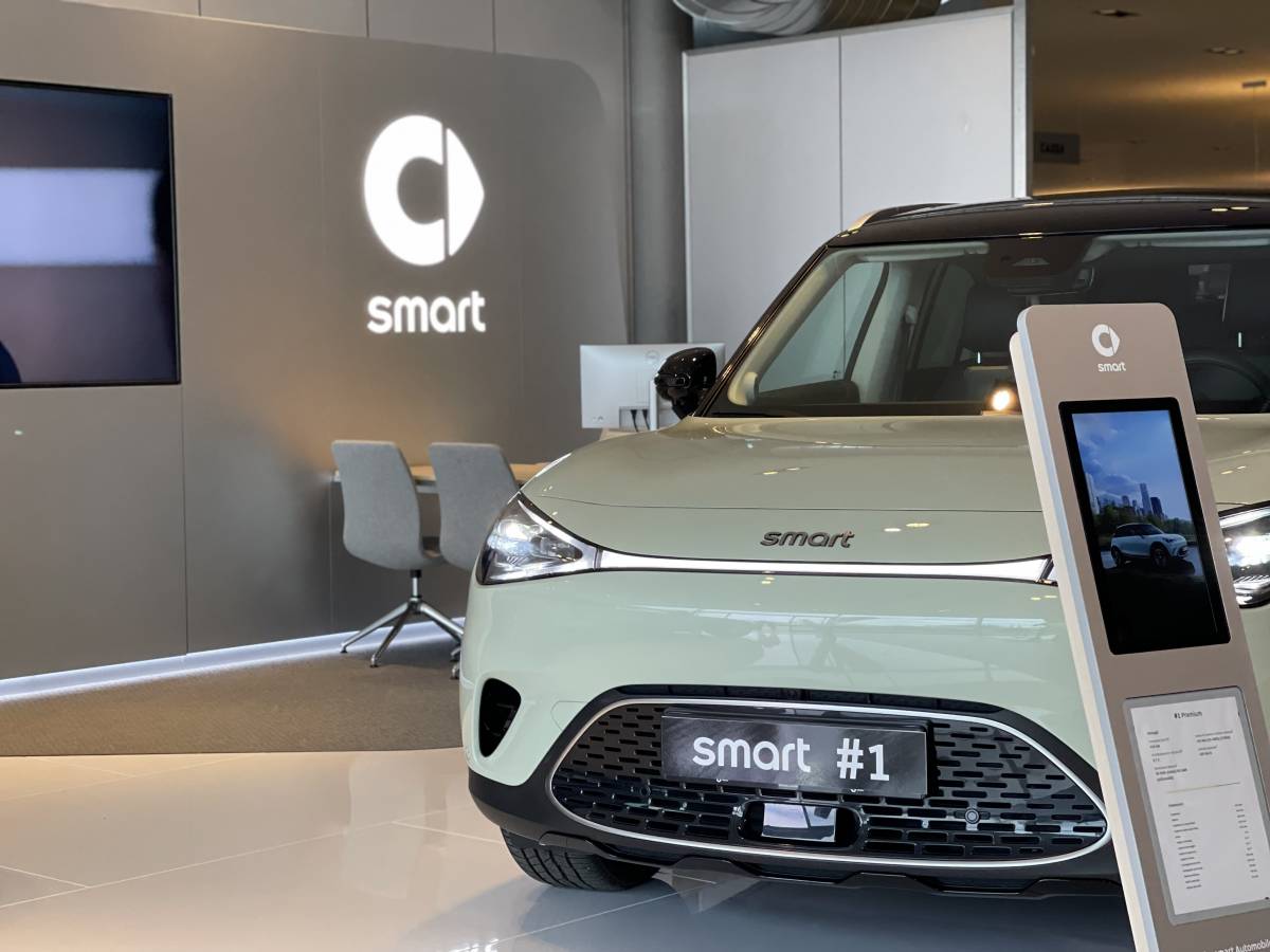 Il primo shop-in-shop di smart #1: il “modello agenzia” sbarca in ...