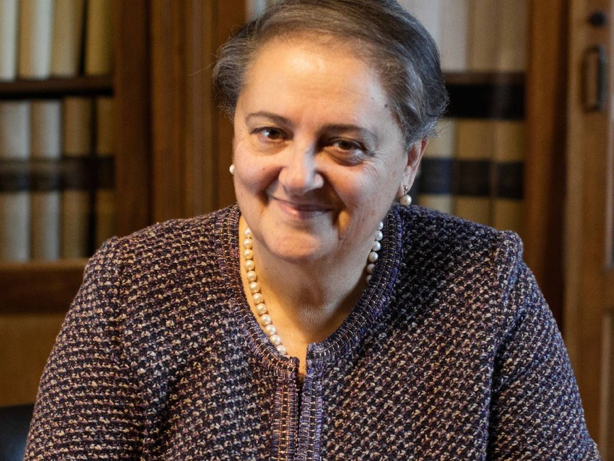 "Una cifra assurda". Così la sindaca del Pd si è aumentata lo stipendio ...