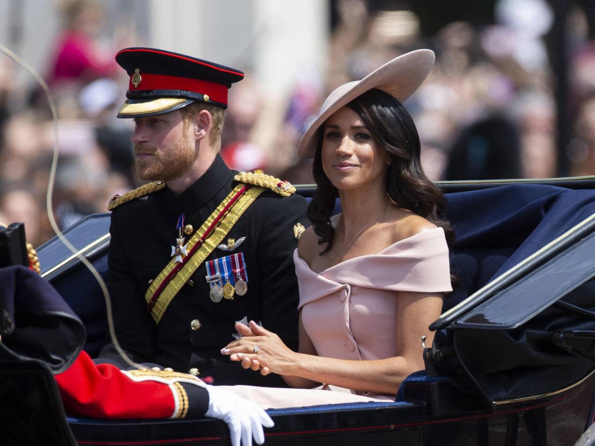 "La Regina si è fatta in 4 per loro". L'irriconoscenza di Harry e Meghan - il Giornale