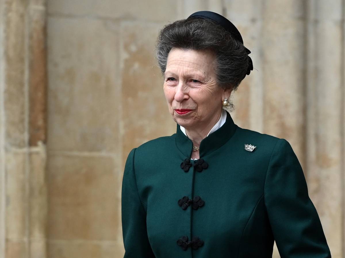 “Premiata per la sua lealtà”. Il ruolo della principessa Anna all ...