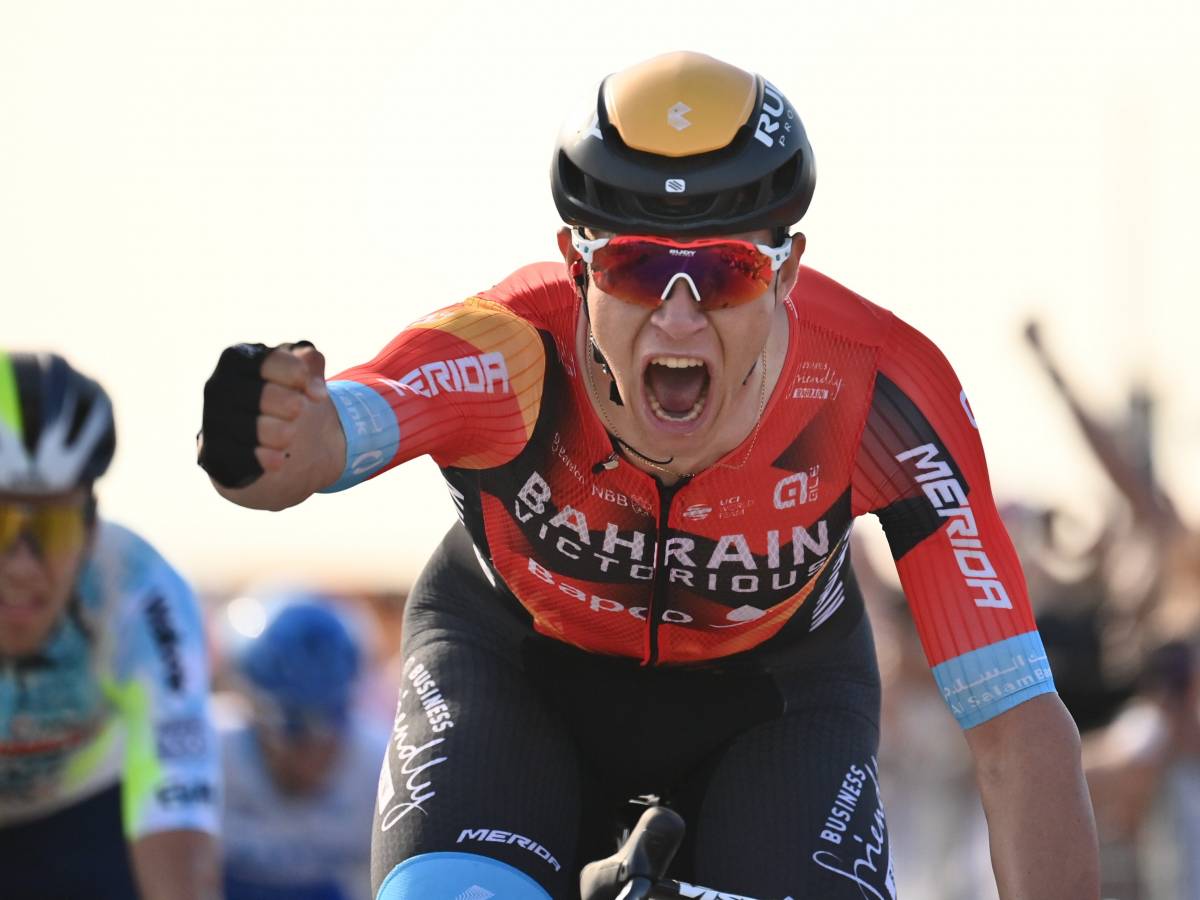 Milano-Sanremo (ma da Pavia). Alla Classica resta solo Milan - il Giornale
