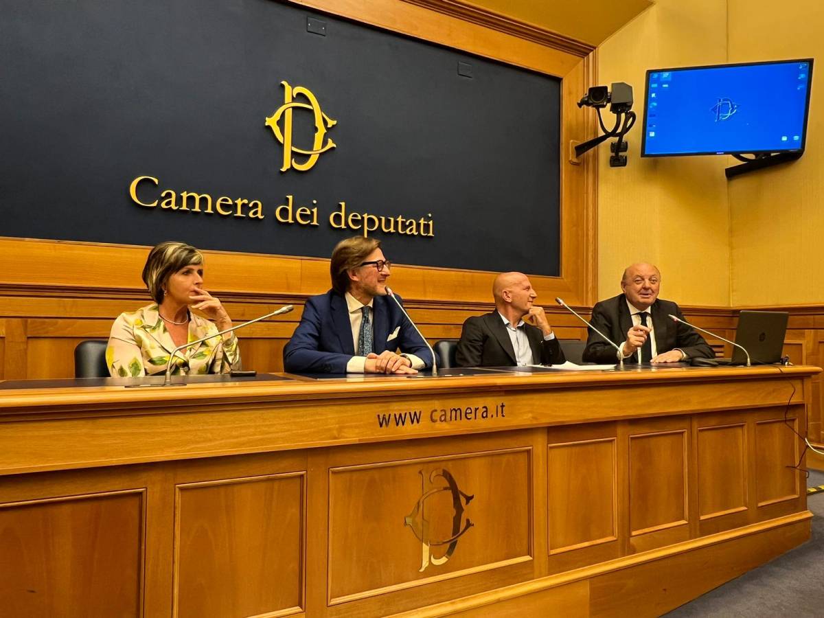 Alla Camera "Segnali in codice" di Barberis, il giallo che decifra ...
