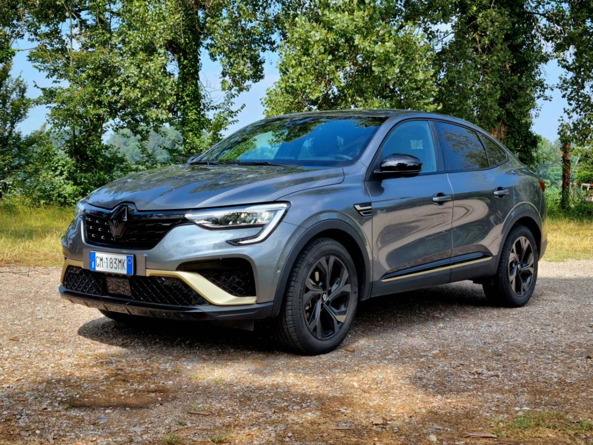Renault Arkana E-Tech Hybrid: suv coupè ibrido a meno di 35 mila euro ...