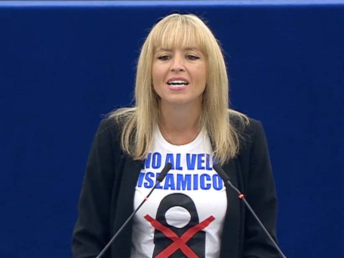 "Continuerò a essere libera". Sardone sotto scorta per le minacce degli ...