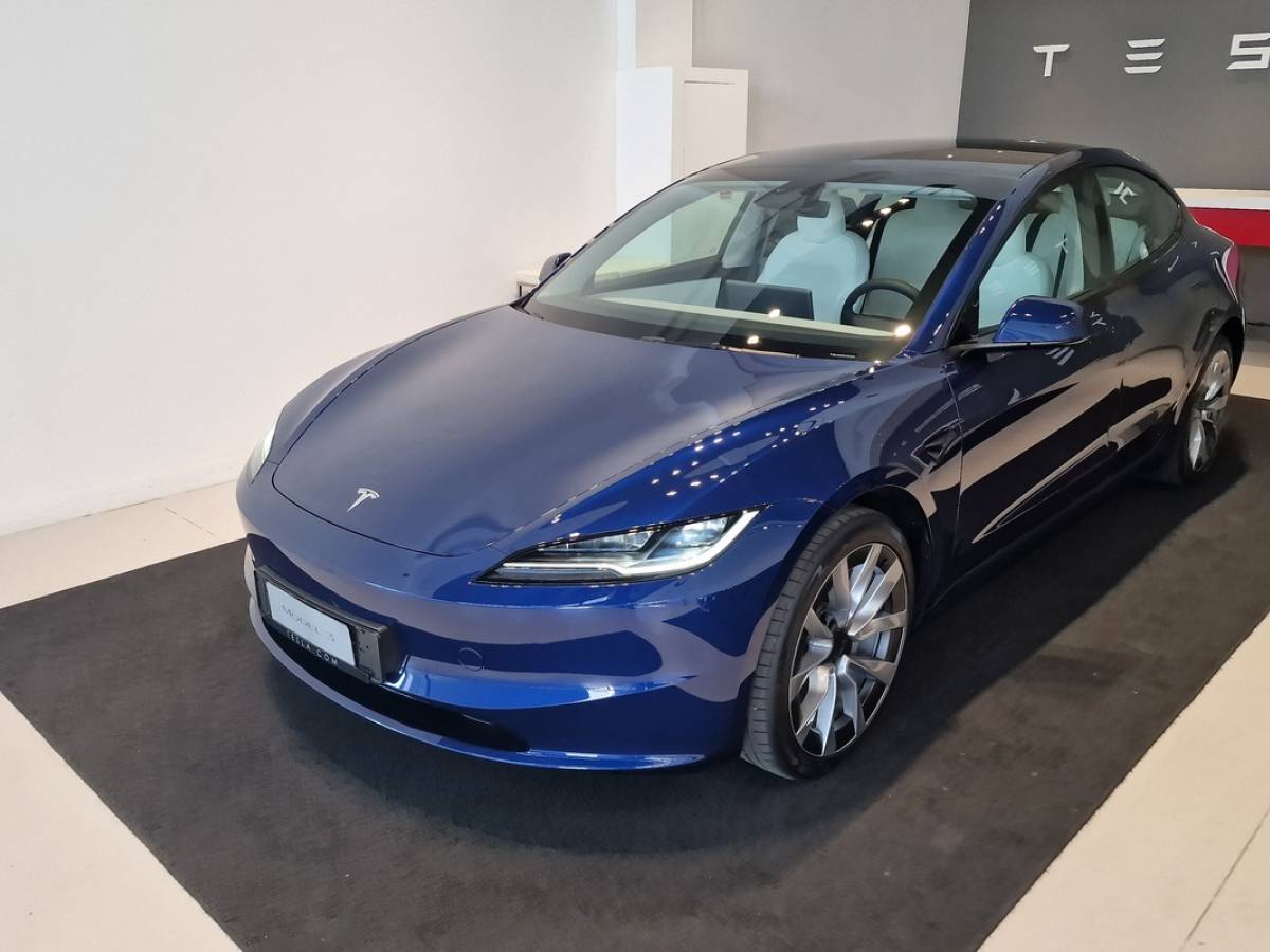 Tesla Model 3 restyling, com’è dal vivo la rinnovata berlina elettrica ...