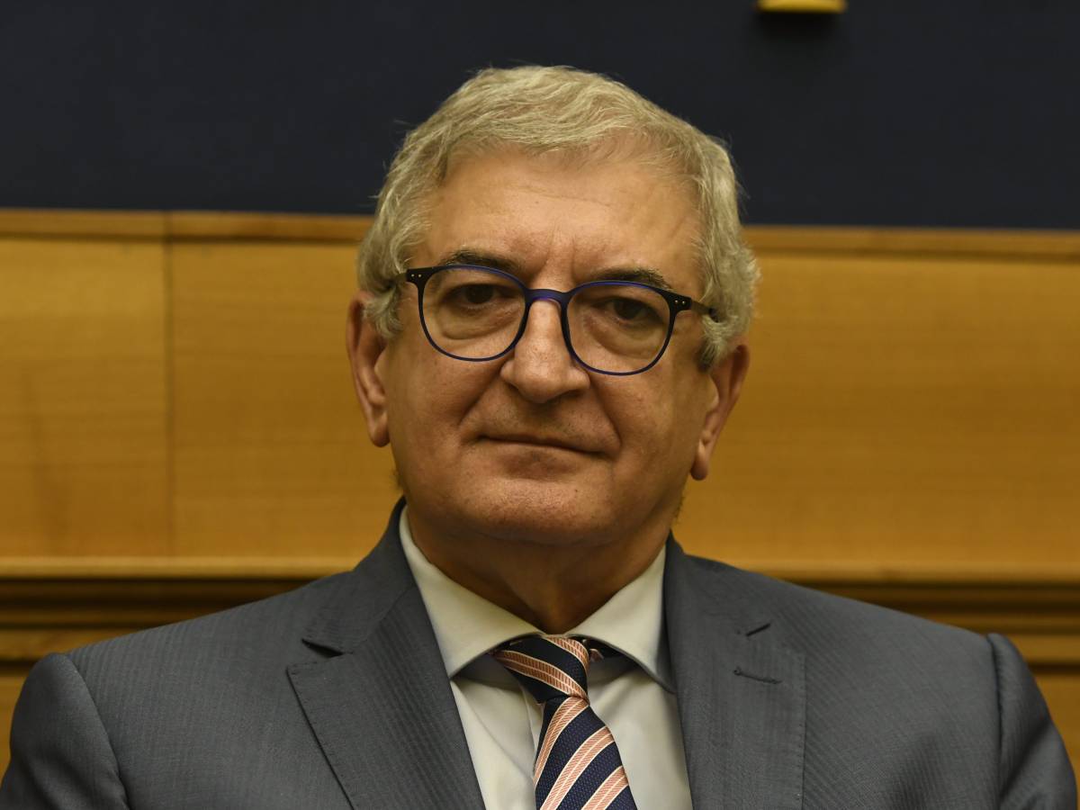 "Il blocco navale europeo è la strada con il consenso dei Paesi di ...