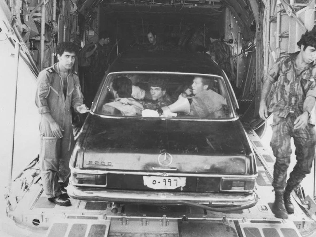 Il raid a Entebbe, gli ostaggi liberati e il sacrificio di Netanyahu ...