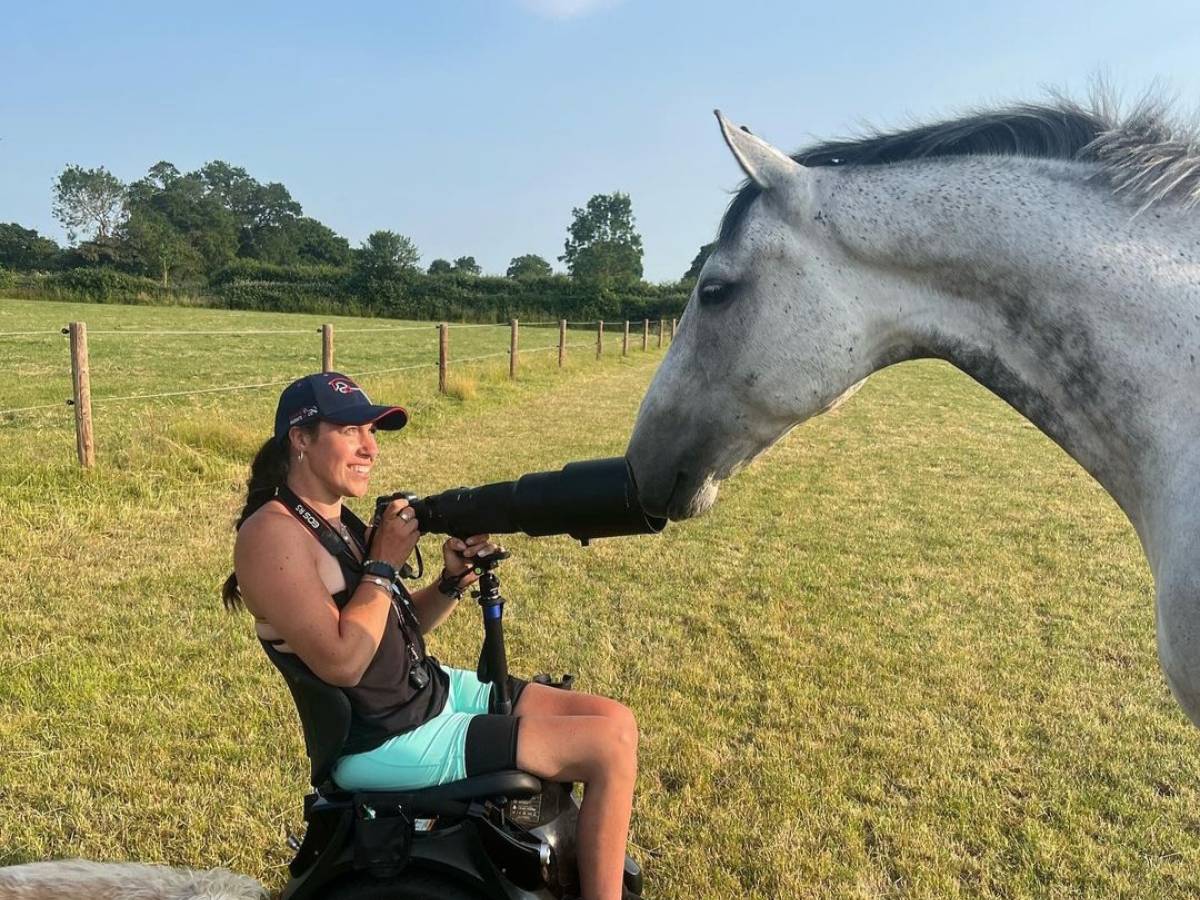 "Non voglio questa vita". Caroline March sceglie il sucidio assistito a ...