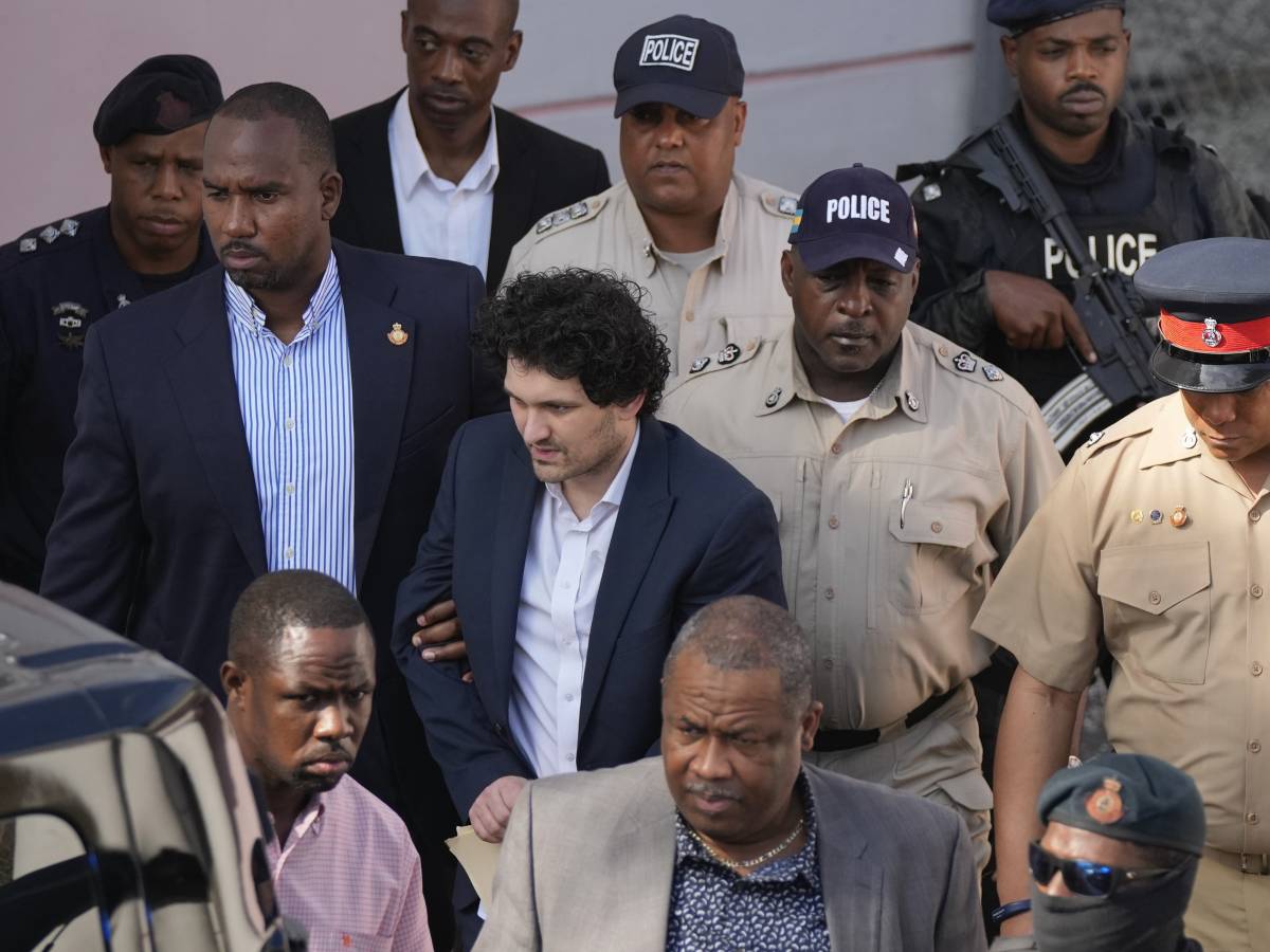 Al re delle criptovalute 25 anni. Deve ridare 11 miliardi - il Giornale