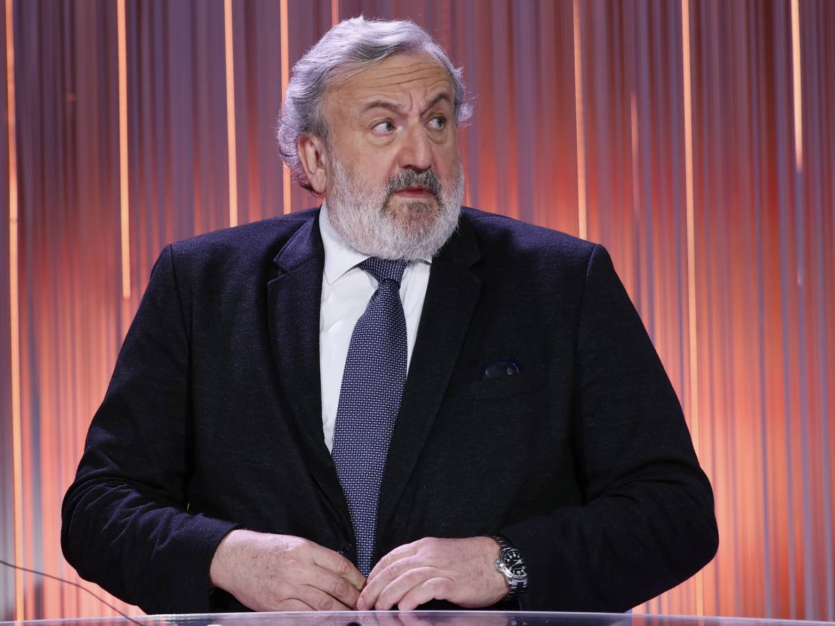 Le analogie con il caso Puglia (però Emiliano uscì indenne) - il Giornale Le analogie con il caso Puglia (però Emiliano uscì indenne) - il Giornale