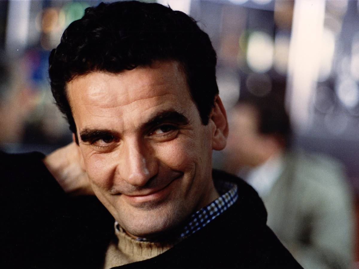 I film, gli amori, la malattia. Così Massimo Troisi scelse di morire ...