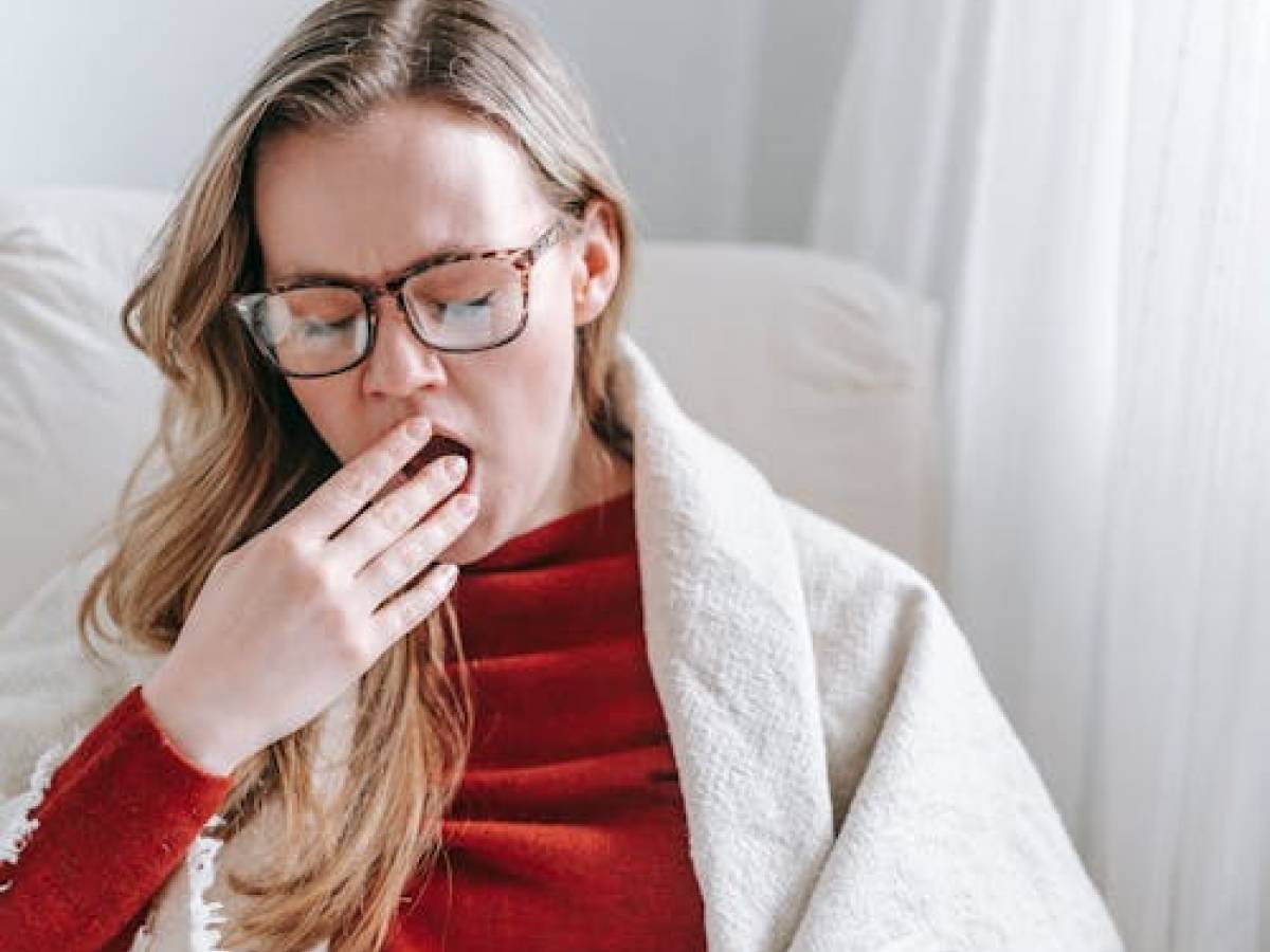 Perché sbadigliare è contagioso: ecco lo studio che ne svela i motivi ...