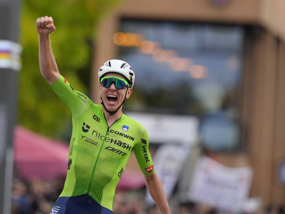 Metodo Pogacar, saluta tutti a 37 km dalla fine E il neo iridato si prende anche il Giro dell ...