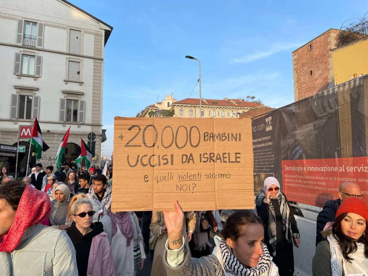 La vergogna del corteo Pro Pal a Milano: "Applauso ai ragazzi di ...
