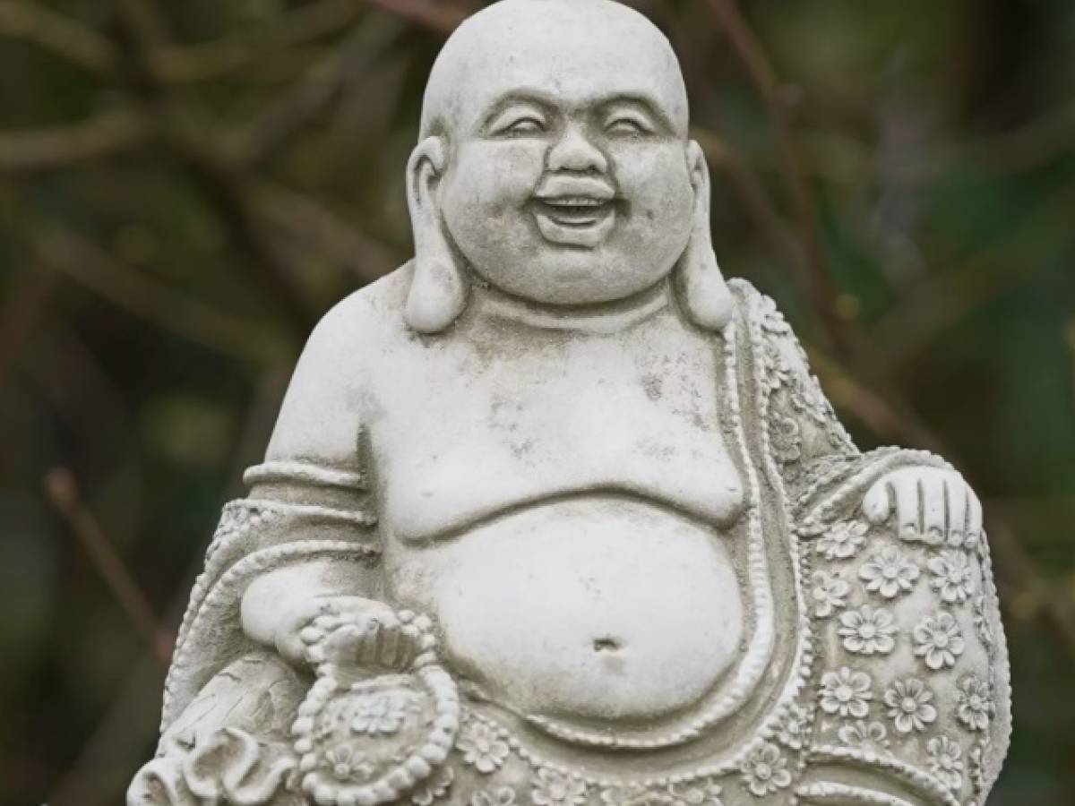 La vera identità del Buddha: era magro ed emaciato, quello grasso era ...