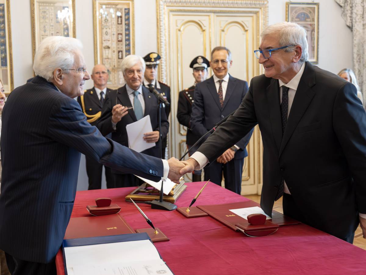 Tommaso Foti giura al Quirinale, ministro al posto di Fitto - il Giornale