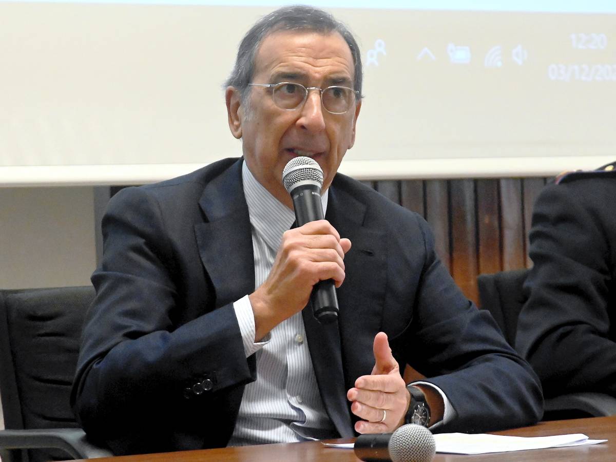 Il Pd Pugnala Sala No Al Salva Milano Il Giornale