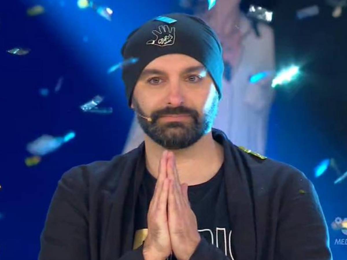 La magia di Andrea Paris in scena al Diaz 7 di Milano - il Giornale