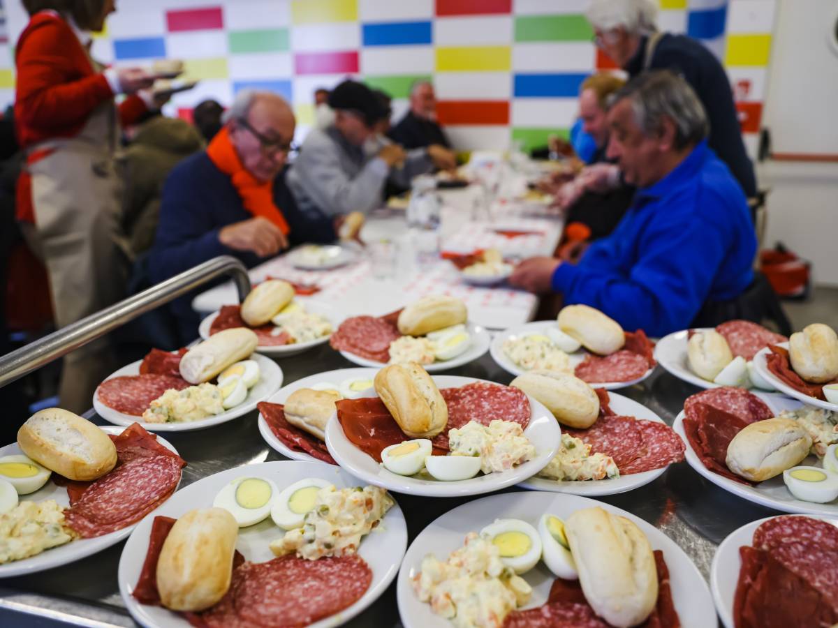 Cardinal Ferrari. Un pranzo di solidarietà per 200 persone - il Giornale