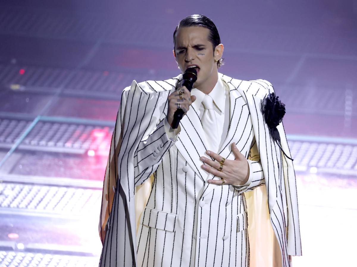 "Incoscienti giovani", il significato della canzone di Achille Lauro ...