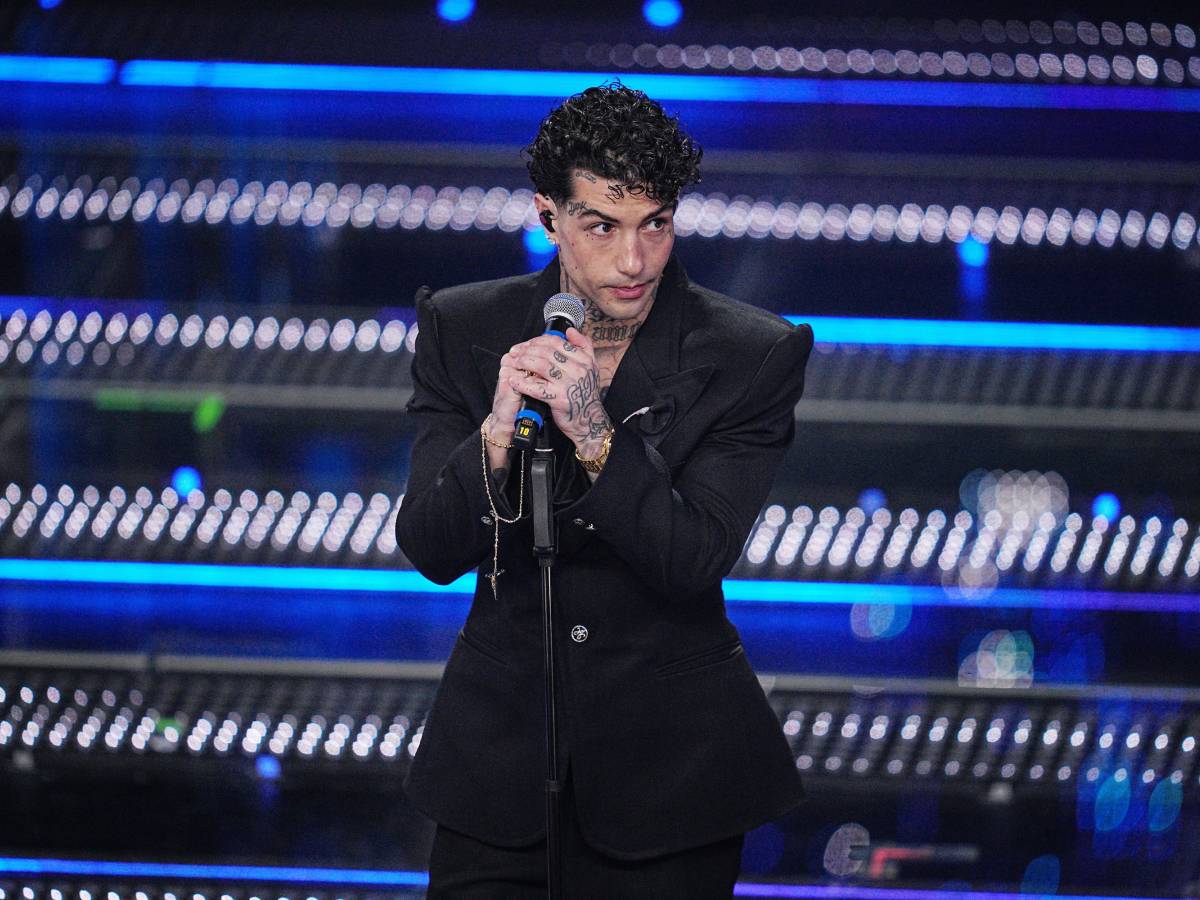 Maxi rissa in discoteca, indagato Tony Effe: sarà "bandito" dai comuni ...
