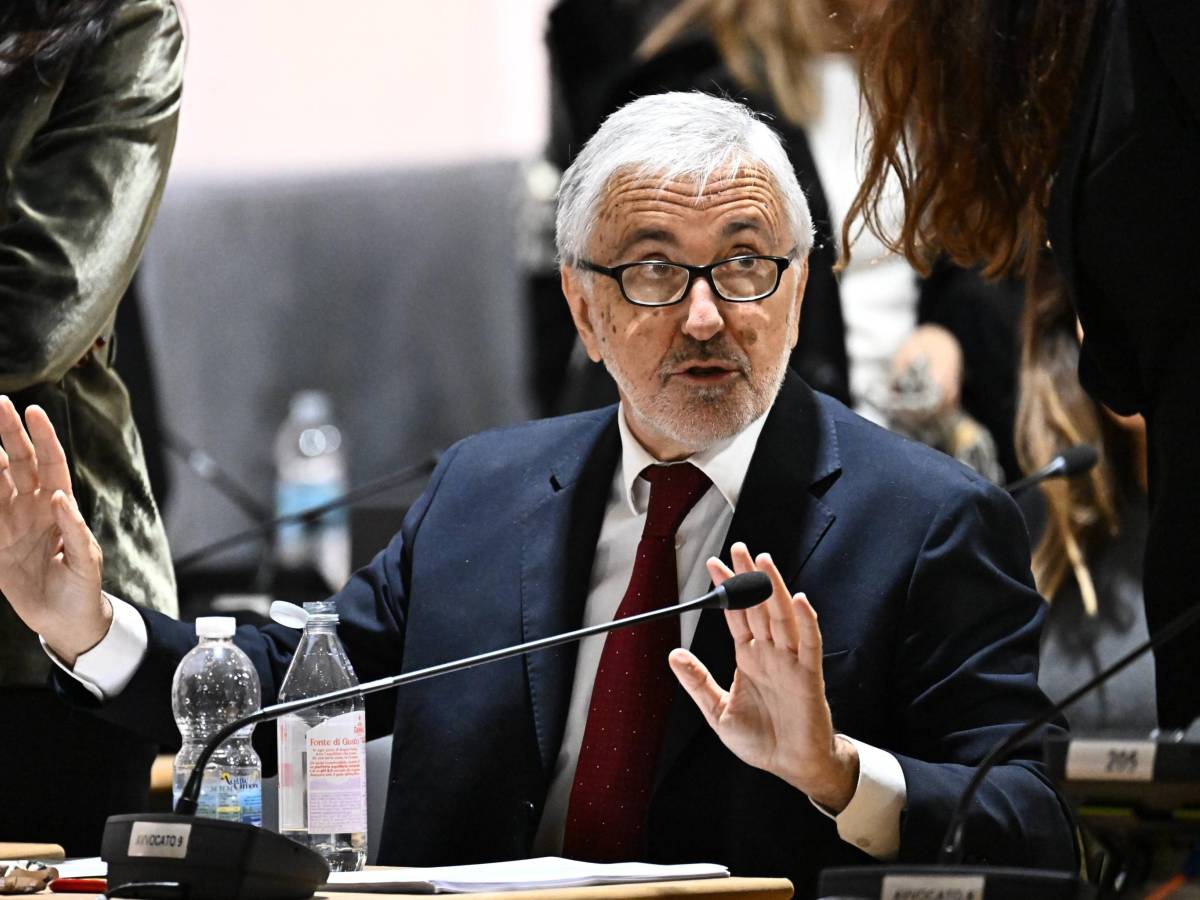 L'assurda odissea di Castellucci in carcere - il Giornale